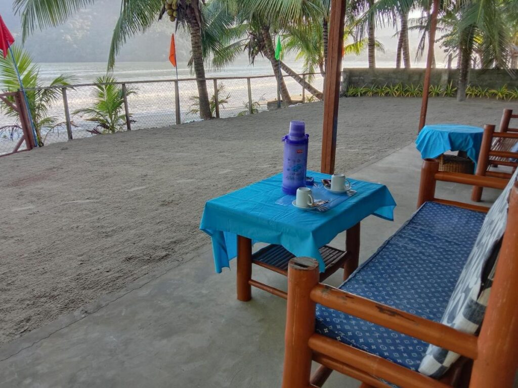 Beach front guest house for rent directly on the beach in Phuket | Aqua ...